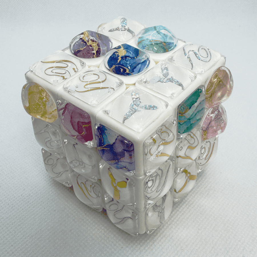 ヤミ嫁特製 超や！水CUBE スーパーヤミーズキューブ YAMI CUBESロゴを贅沢に使用